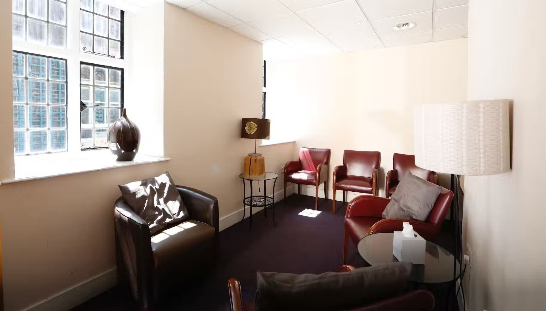 Best Small Meeting Rooms In London | Hire Spaces